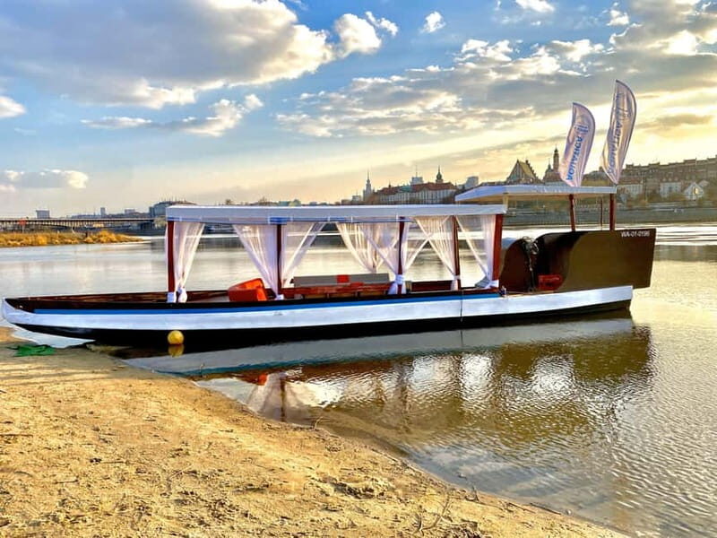 Warsaw: Romantic Cruise with ProseccoBirthdays & Proposals - The Sum Up