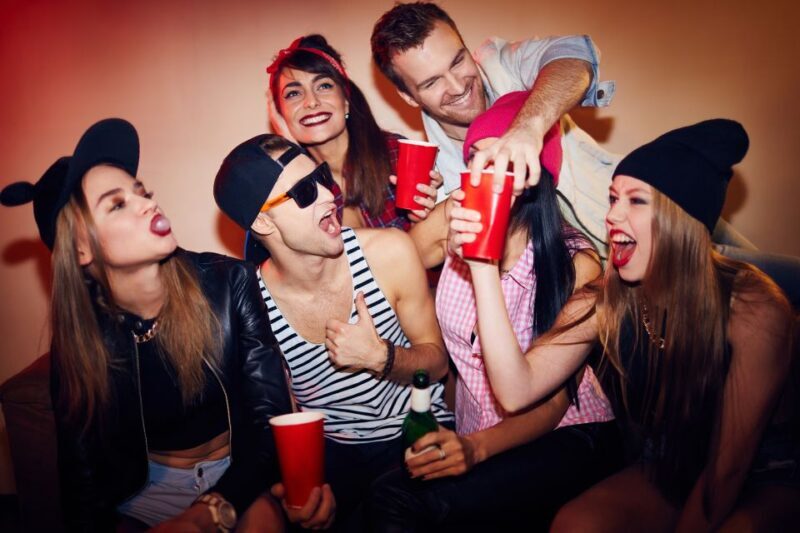 Warsaw: The Original Pub Crawl - Is It Worth the Price?
