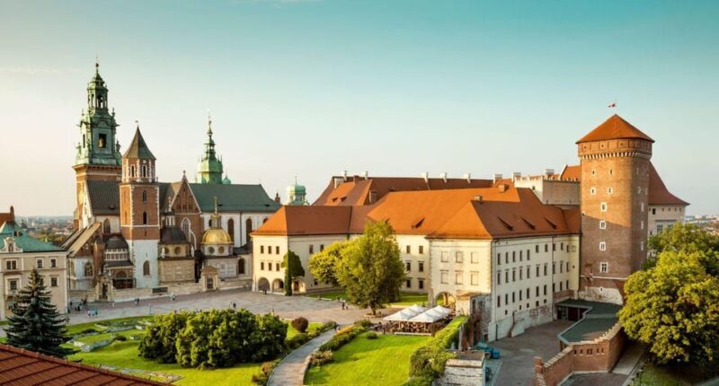 Warsaw: Tour to Auschwitz-Birkenau & Krakow starting 6:30 am - The Practicalities: Logistics and Value