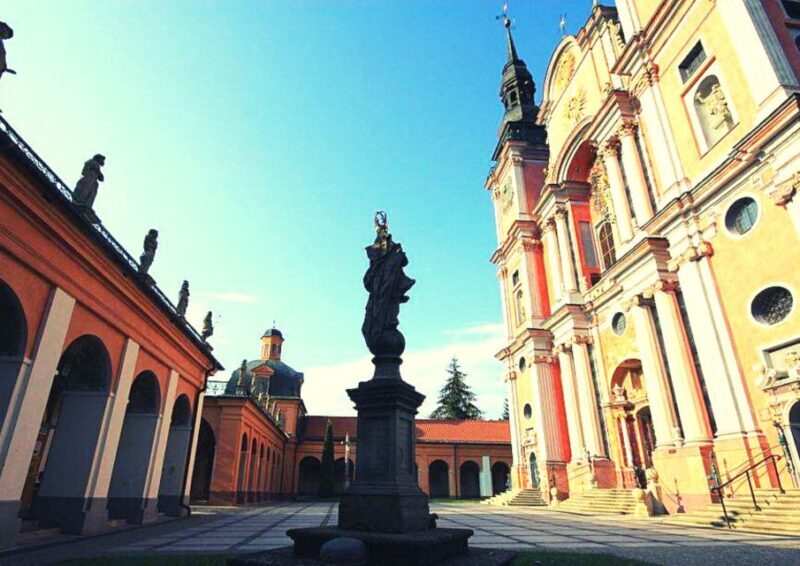 Warsaw: Wolf's Lair & Swieta Lipka Small-Group Tour + Lunch - Key Points