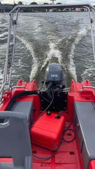 Warsaw: Zegrze Lake Motorboat Rental with Fuel - Who Should Consider This?