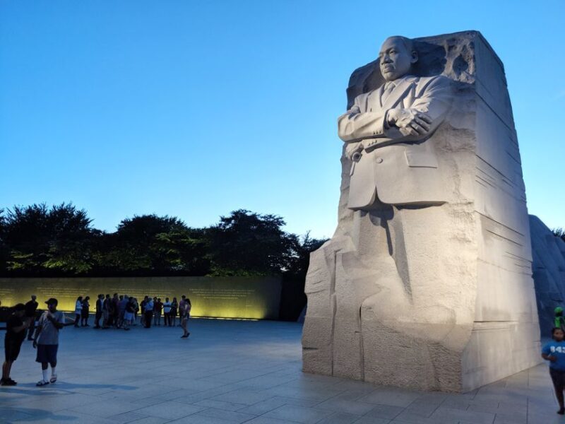 Washington DC: Bus Tour to the Highlights of the Capital - An In-Depth Look at the Tour Experience
