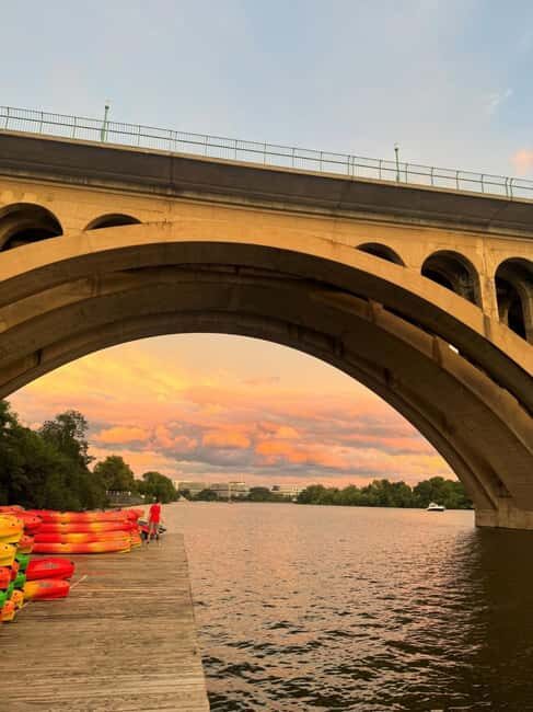 Washington, DC: Guided Kayak Tour of the Monuments - A Detailed Look at the Kayak Tour Experience