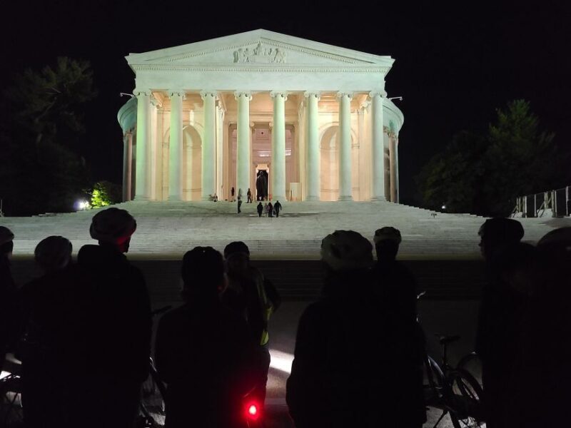 Washington DC: Monuments by Night Bike Tour - Who Will Love This Tour?