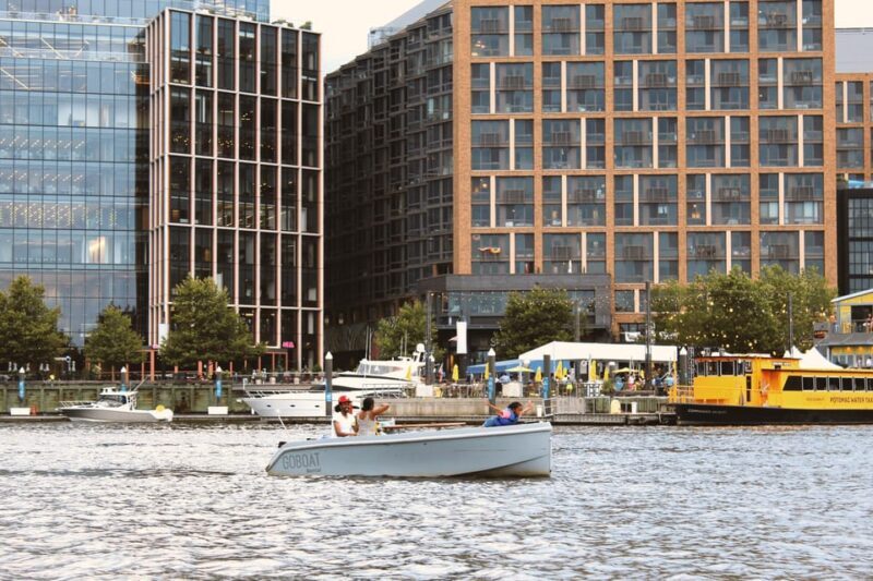 Washington DC: Navy Yard Self-Driven Boat Tour with Map - Who Will Love This?