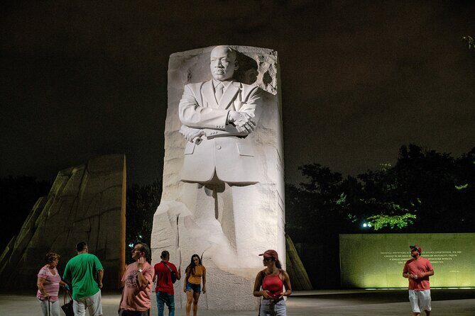 Washington DC Night-Time City Bus Tour with Optional Mount Vernon - The Transport and Group Dynamics