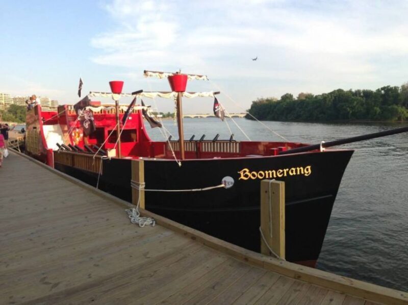 Washington DC: Pirate Ship Cruise with Open Bar - An Introduction to the Pirate Ship Cruise Experience