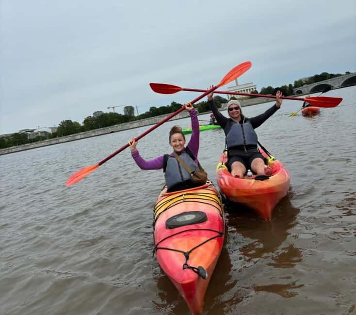 Washington DC: Potomac River Ghost Stories Kayak Tour - The Experience and Atmosphere