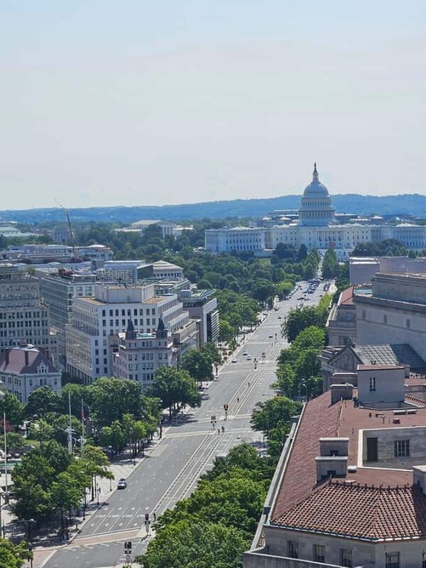 Washington, DC: Small Group Tour with Driver/Guide and Water - Key Points