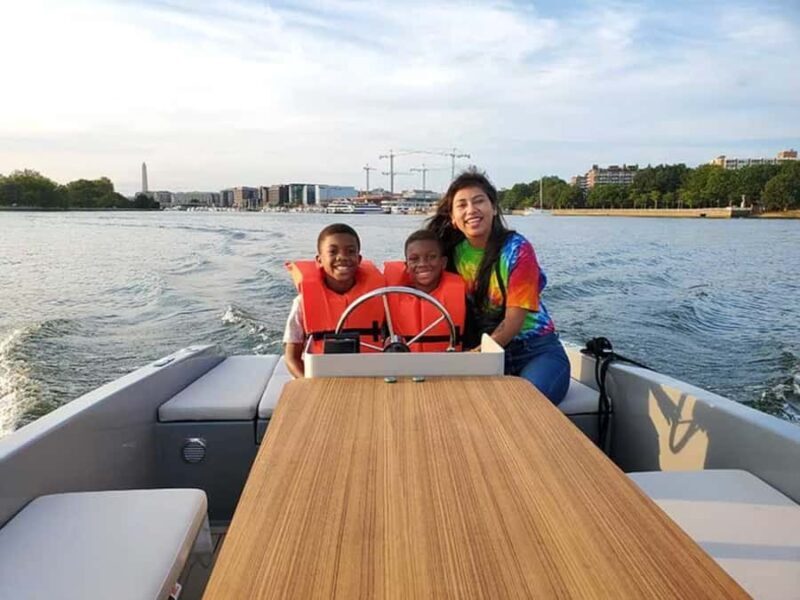 Washington DC: The Wharf Self-Driven Boat Tour with Map - A Deep Dive into the Experience