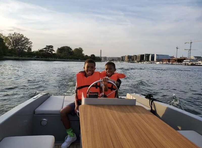 Washington DC: The Wharf Self-Driven Boat Tour with Map - Key Points: