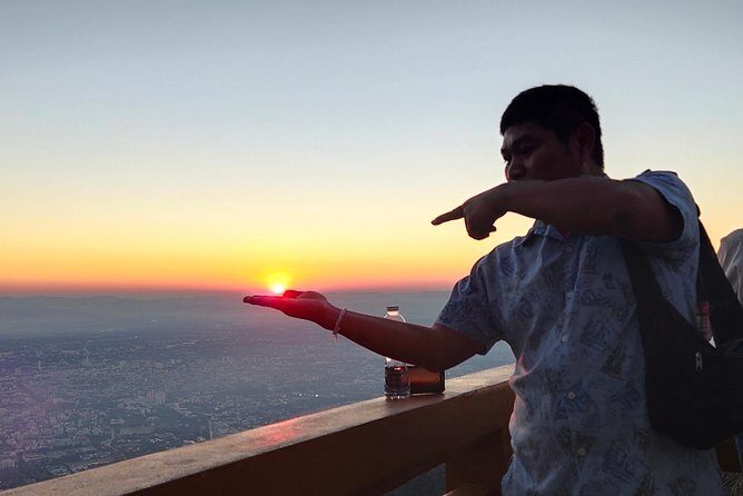 Wat Phra That Doi Suthep spiritual Sunrise Tour with an Ex-monk - The Itinerary in Detail: What You Can Expect