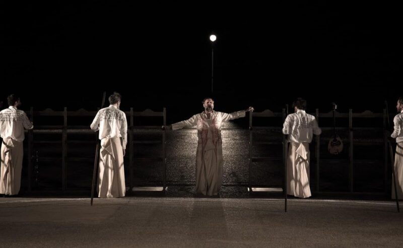 Watch a performance at ancient stage of Epidaurus - The performance: a bridge to the past