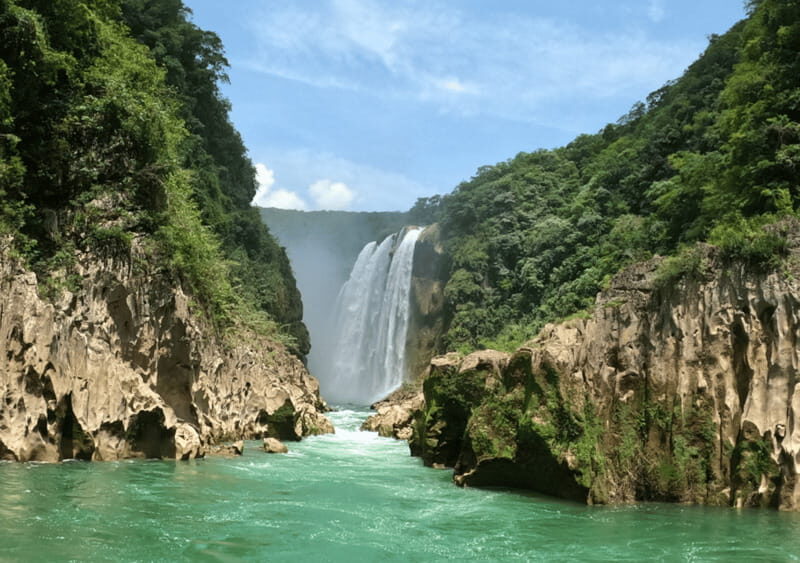 Water adventure: Tamul waterfall and Water Cave cenote. - Starting the Day: From Ciudad Valles to Adventure