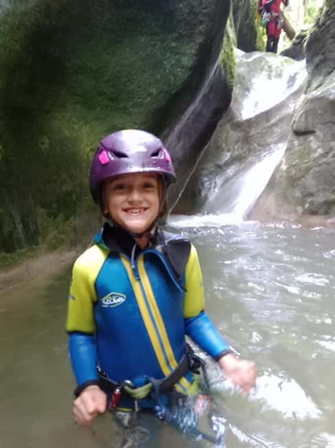 Water hike in a Tropical forest Family/children - Beginners - From Booking to End: What to Expect