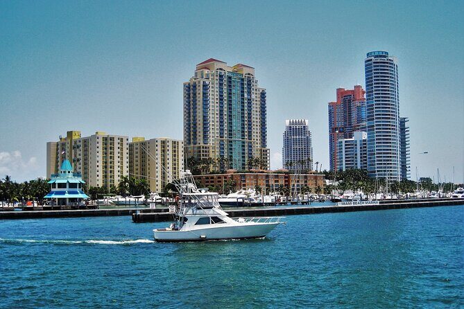 Water Taxi Hop-on Hop-off Bayside Marketplace / South Beach - An In-Depth Look at the Water Taxi Experience