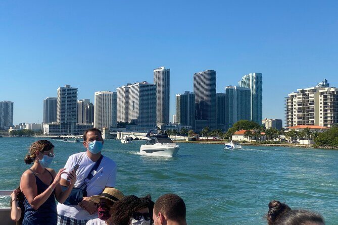 Water Taxi Hop-on Hop-off Bayside Marketplace / South Beach - The Sum Up