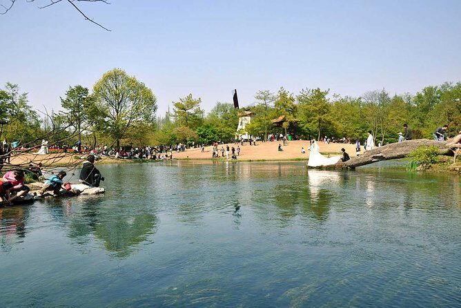 Water Town and West Lake Sightseeing with Hangzhou Hotel or Railway Station Transfer - FAQs