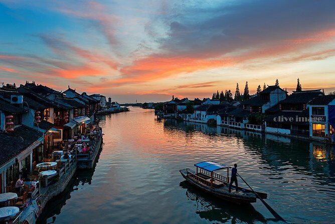 Water Town Shanghai Private Day Trip - Enjoy Local Life, Street Food, Boating - Key Points