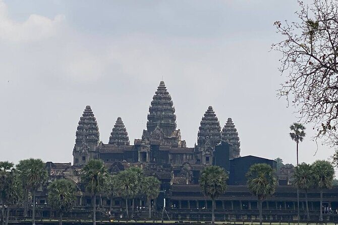 Waterfall & River of 1000 Siva Linga Phnom Kulen National Park - An In-Depth Look at the Phnom Kulen Waterfall & River Tour