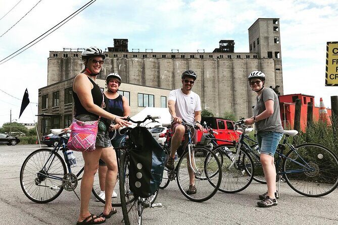 Waterfront Ride: Outer Harbor History Bike Tour - Detailed Breakdown of the Itinerary