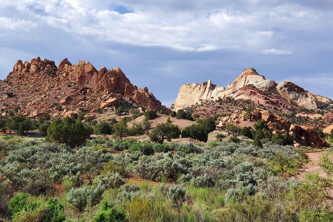 Waterpocket Fold Offroad Tour to Strike Valley Overlook - The Value for Your Money