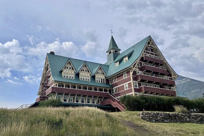 Waterton National Park Premium Day Tour - A Closer Look at the Waterton National Park Premium Day Tour