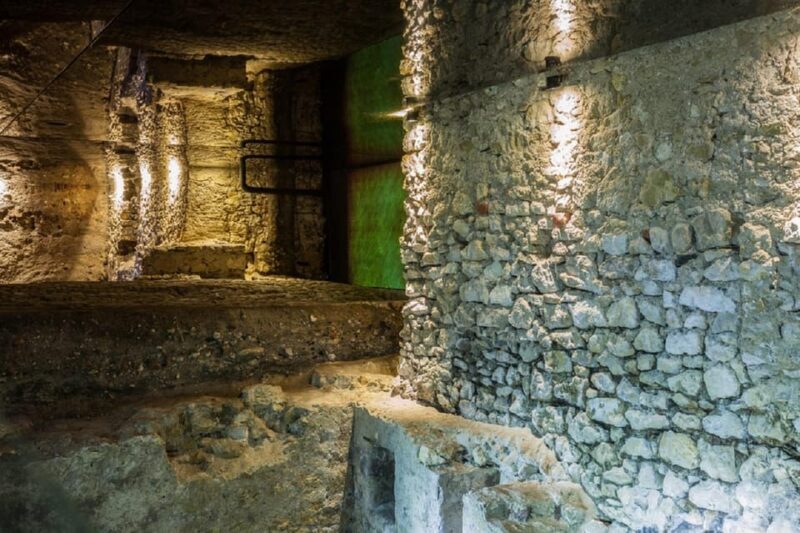 Wawel Castle & Cathedral, Rynek Underground Tour with Lunch - The Sum Up