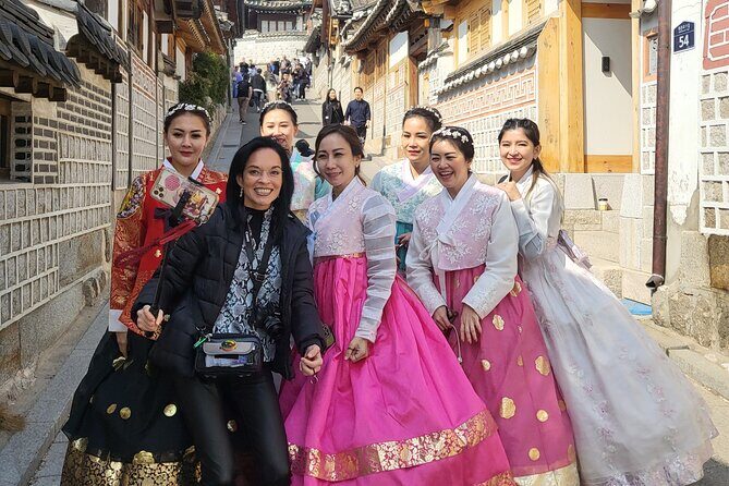 Wearing Hanbok Walking Tour in Bukchon with Liquor Tasting - Who Should Consider This Tour?