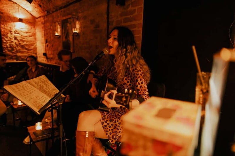 Wednesday Night Live Music with Cocktails - Key Points