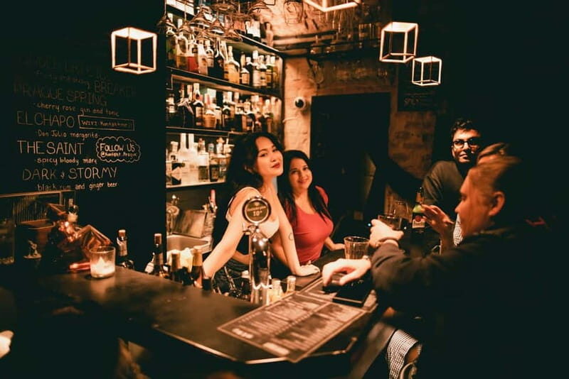 Wednesday Night Live Music with Cocktails - Who Should Consider This Tour?