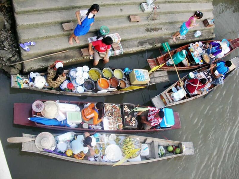 Weekend Amphawa Floating Market & Train Market Private Tour - Key Points