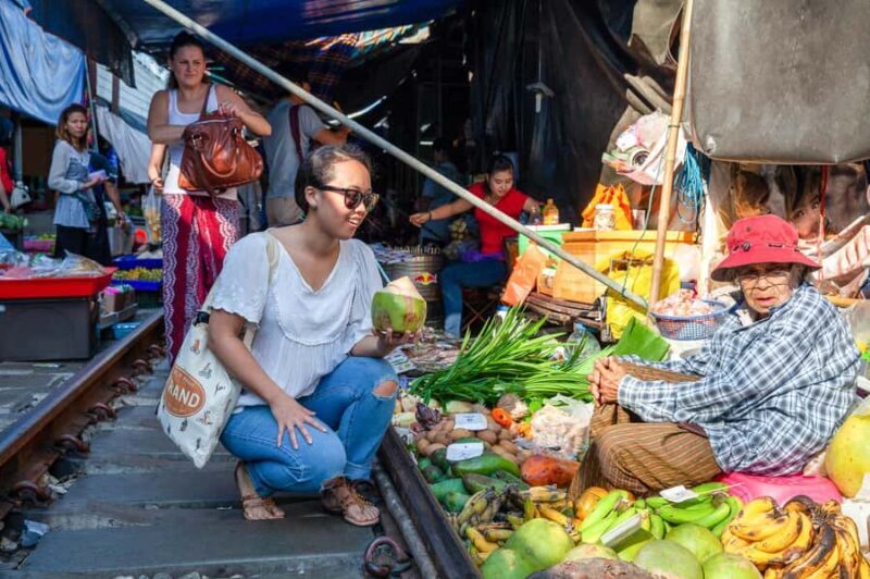 Weekend Amphawa Floating Market & Train Market Private Tour - An Authentic Day Out in Central Thailand
