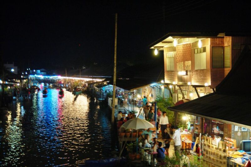 Weekend Amphawa Floating Market & Train Market Private Tour - Who Will Love This Tour?