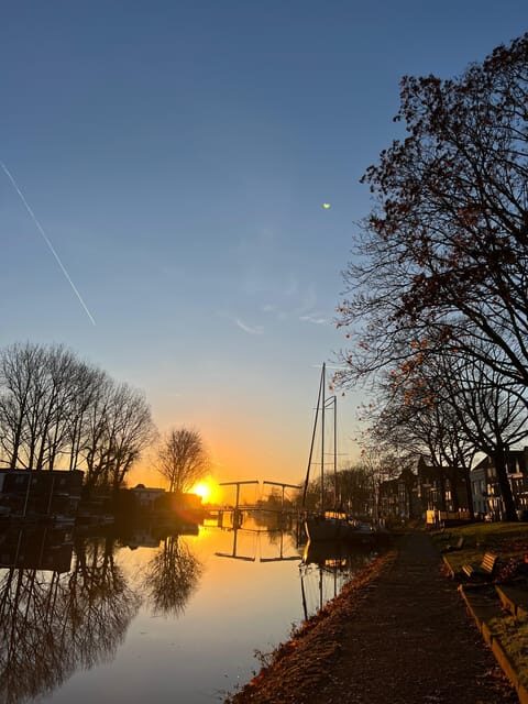Weesp: Guided Walking Tour - What Sets This Tour Apart