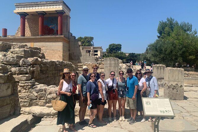 WeGuide Knossos palace - Who Would Love This Tour?