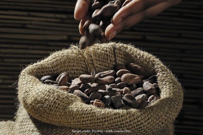 Welcome to San Juan's Old Town: Private Half-Day Walking Tour - Plaza del Quinto Centenario