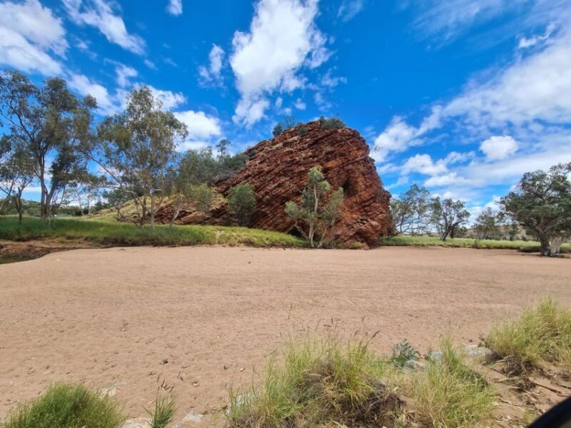 West and East MacDonnell Ranges Full Day Tour - Small Group - Discover the West & East MacDonnell Ranges: An Honest Review of a Full-Day Adventure