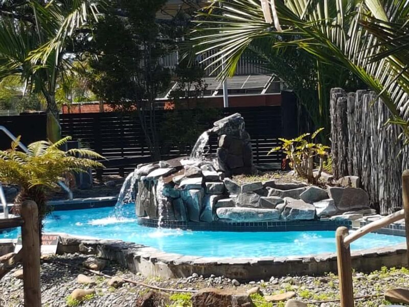 West Auckland: Sunset with Thermal pool & Wine Tasting - A Detailed Look at the Tour Itself