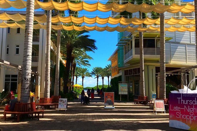 West Bay Sightseeing Tour Plus Seven Mile Beach Visit - Key Points