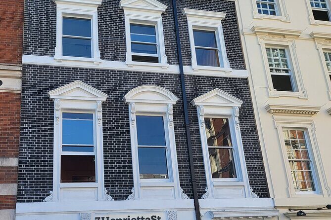 West End Highlights Walk with a Blue Badge Guide - FAQs