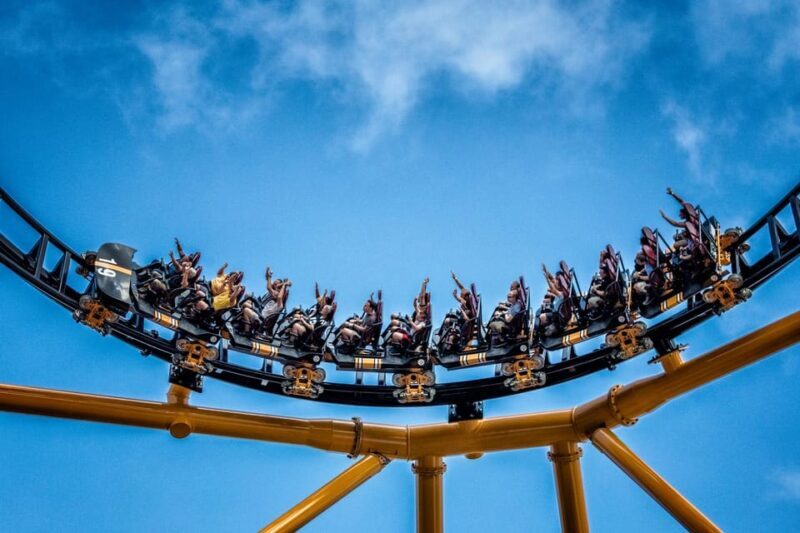 West Mifflin, PA: Kennywood Park Entry Ticket - An Overview of the Experience