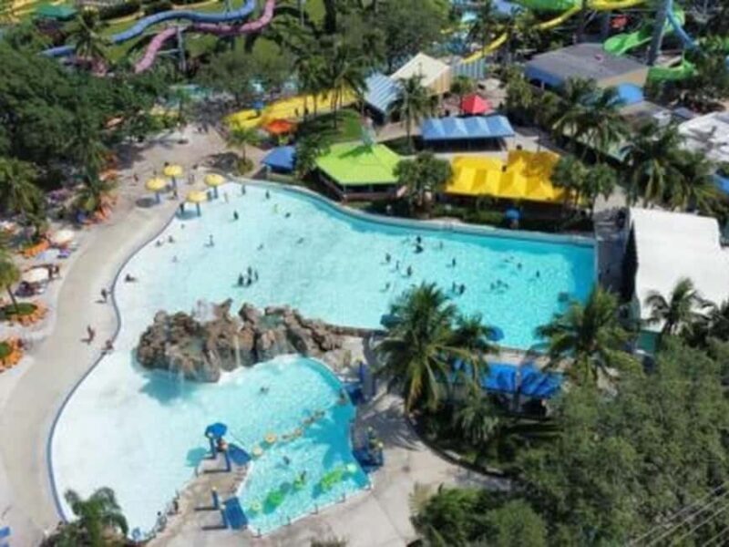 West Palm Beach: Rapids Waterpark Entry - Arrival and Entry