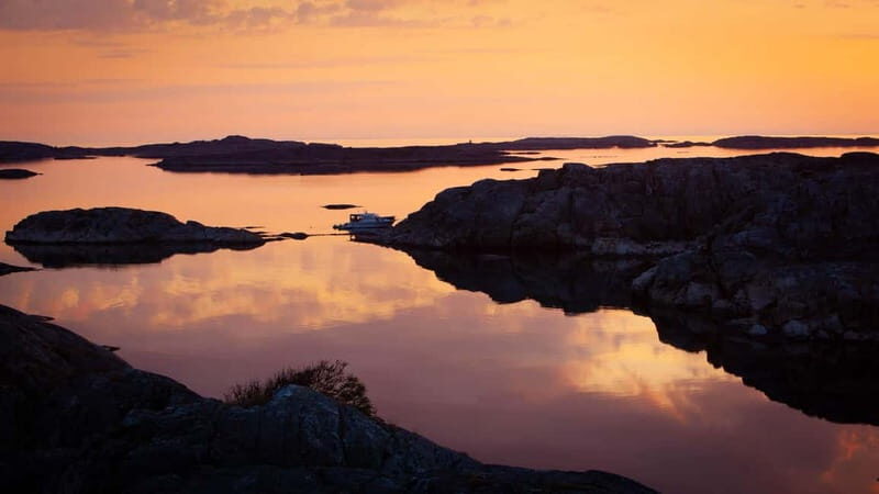 West Sweden: Best of the West - West Sweden: Best of the West — An Authentic Sea Kayaking Adventure