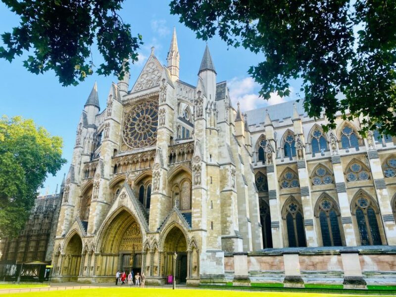 Westminster Abbey Skip-the-Line Entry and Private Tour - A Closer Look at the Tour Experience