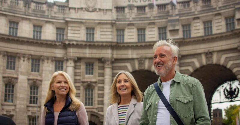Westminster to Tower Bridge Customized Tour with a Local - Key Points