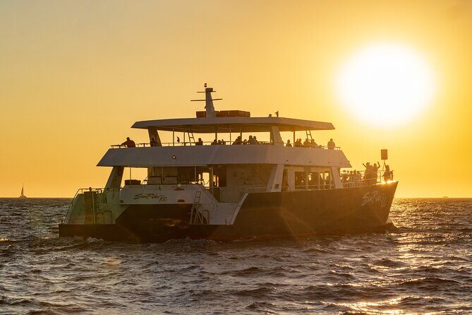 Whale Watching Dinner Cruise in Cabo San Lucas - What’s in the Price?