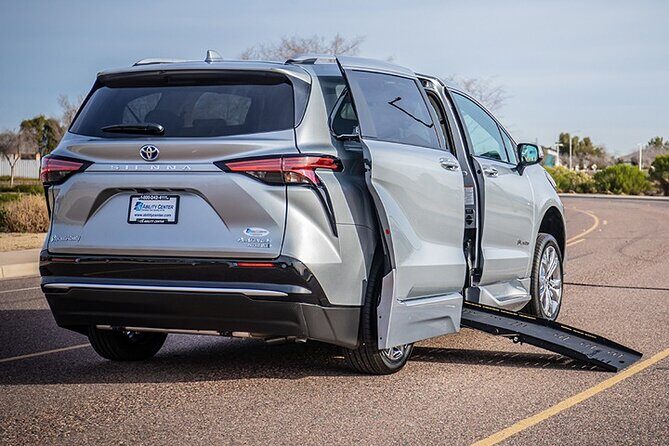 Wheelchair Accessible Airport Transfer Chicago to OHare, Midway - Frequently Asked Questions