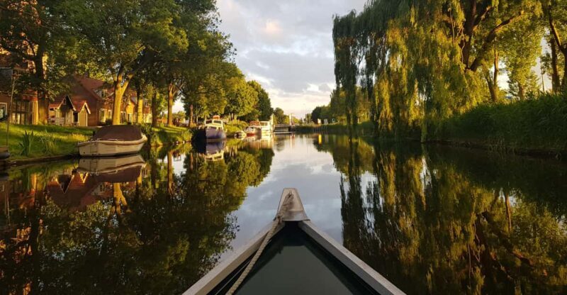 Whisperboat rental in beautiful area close to Amsterdam - Key Points