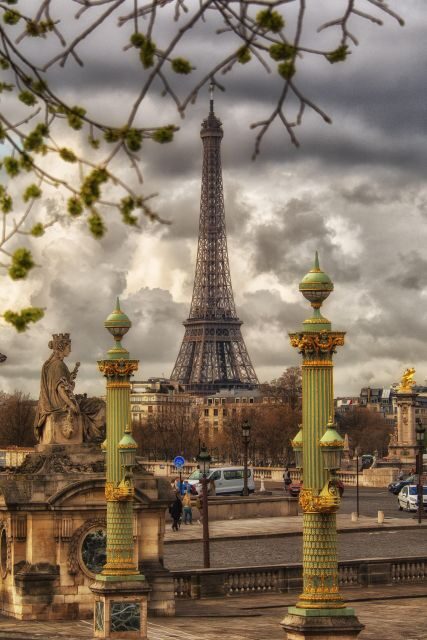 Whispers of Elegance: An Enchanting Parisian Evening - Who Should Consider This Tour?